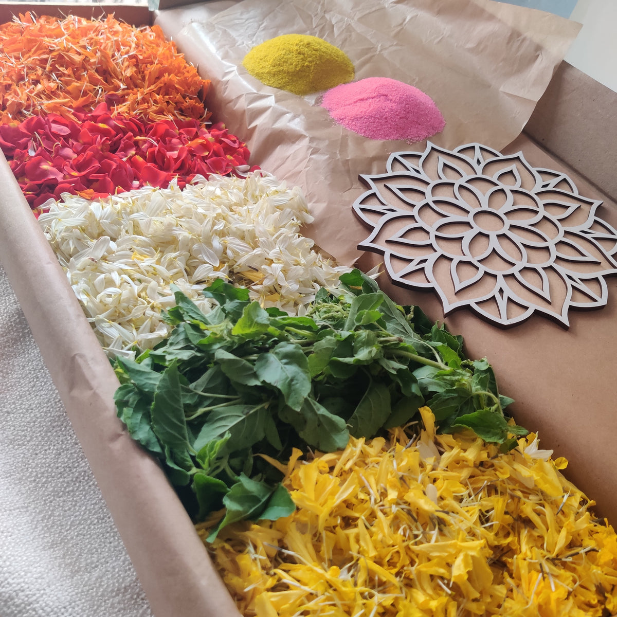 LOOSE PETALS RANGOLI BOX – Shades of Spring